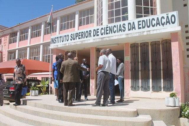 Cerca De 6 Mil Candidatos Concorrem A 900 Vagas No Isced Huíla